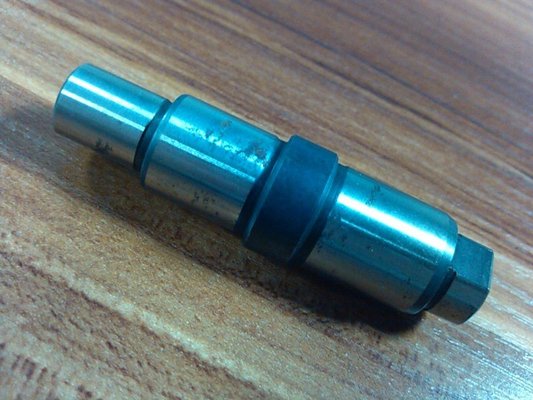 Customizable Mechanical Shaft Precision Turned Parts HRC62+-2 Hardness , 3mm - 180mm