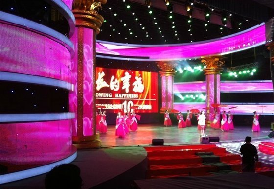 P4 SMD 2020 Die-Casting Aluminum LED Display Rentals For Indoor Advertising