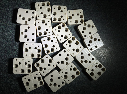 Polyetheretherketone Peek Machined Parts 250℃ for Semiconductors