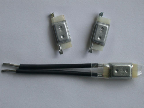 17AM-D+PTC 250V 8A 125V 10A Motor Thermal protector
