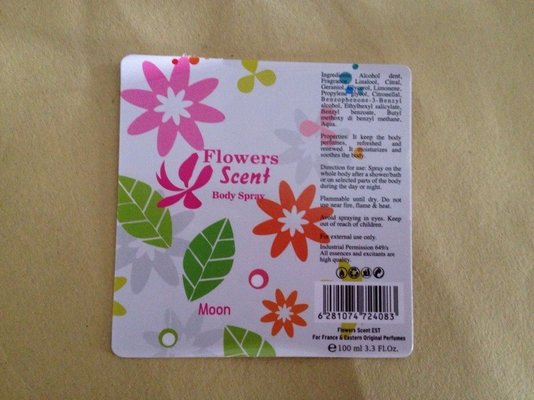 Glossy Laminated Cosmetic Bottle Labels With Synthetic Paper For Flower Dew Scent