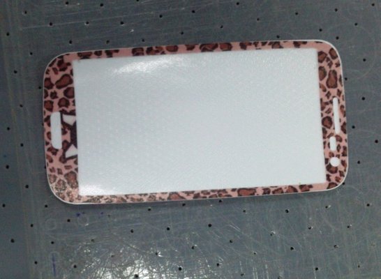 Short run custom cell phone protective film kiss cutting machine