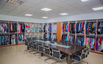 Wuhan dolucky knitwears co.,ltd