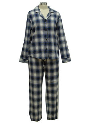 China Shirt Collar Women'S Plaid Pajama Set , Women'S 2 Piece Loungewear Sets Rounded Edges supplier