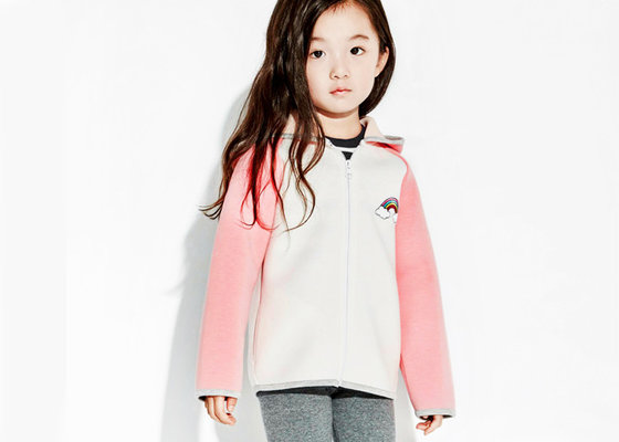 China Small Collor Girls Hooded Sweatshirt , Kids Girls Zip Up Hoodie OEM Avaliable supplier