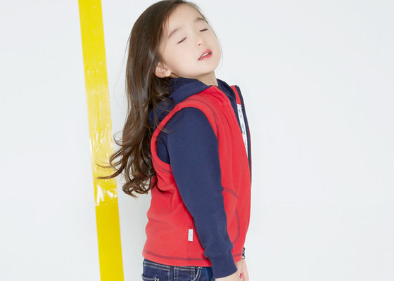 Beautiful Kids Girls Clothes Hidden Zipper Girls Polar Fleece Vest 100% Polyester supplier