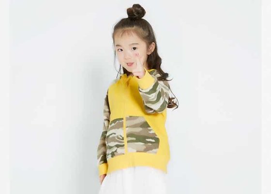 Colorful Kids Girls Clothes Kids Hooded Jacket With Dinosaur Angle Kangaroo Pocket supplier