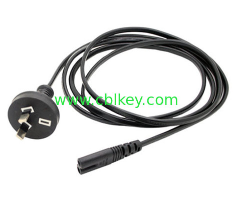 European 3 Pin Male to 5X IEC 320 C13 Cord 1.5M