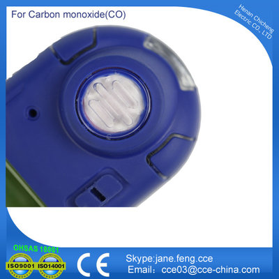 Portable handheld carbon monoxide gas alarm with primary battery and weight of 90g