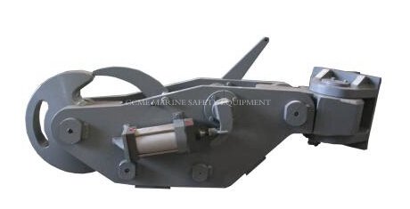 Marine Pelican and Ram hools and Marine Dock and Mooring Quick Release Towing Hook