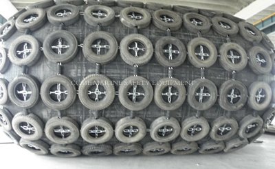 D3mxL6.5m Pneumatic Rubber Fender with chains and tyres