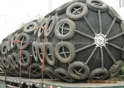 Marine pneumatic rubber fender