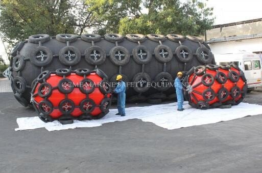 Marine Pneumatic Rubber Fender with Galvanized Chain and Tire