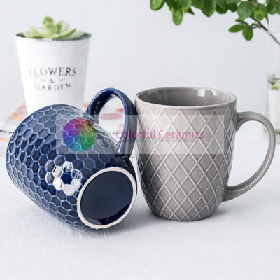 European Style Embossed Coffee Mugs Lightweight 550ML Nest Grain Type