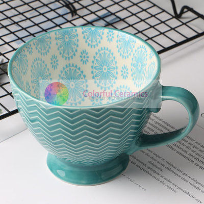 380ml Ceramic Custom Embossed Mugs Stoneware Food Contact Safe Design