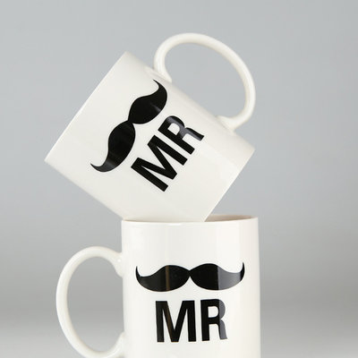 Customized Coffee Mug Promotional Items , White Coffee Cup Creative Design