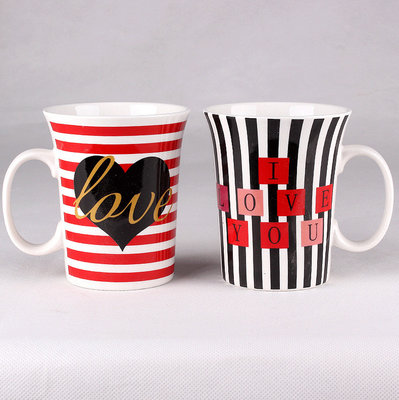 Large Capacity Decal Coffee Mug Red Heart Stripe Design For Household / Office