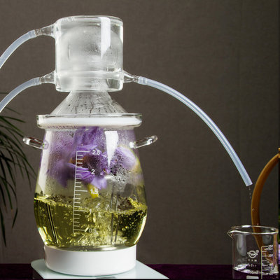 Steam distillation equipment for herbal essential oil plant wine