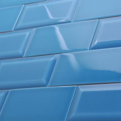 Sky Blue Waterproof Wall Tiles Glossy Bevelled Edge For Kitchen / Coffee Shop