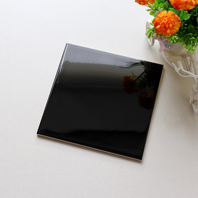 Classic Black Colorful Wall Tiles Ceramic Subway Tiles 4x4 Inch Glossy Matt Finish