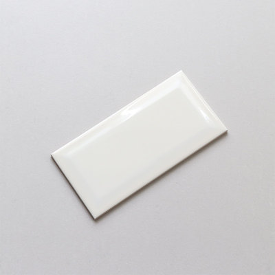 Glossy Beige Subway Tile Decorative Wall Tiles For Kitchen / Bar Counter