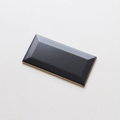 3x6 Glazed Ceramic Wall Tile Beveled Matt Surface Pure Black Subway Tile