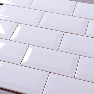 Non Slip Modern Kitchen Wall Tiles White Glossy Ceramic Mosaic Subway Tile