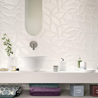 12x24 Bright White Ceramic Wall Tiles Waterproof Bathroom Tiles 7.5 Mm Thickness