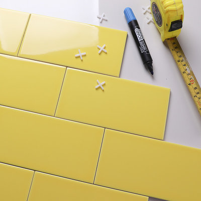 Yellow Glossy Ceramic Bathroom Wall Tiles Peel Stick Subway Tile 100 X 100