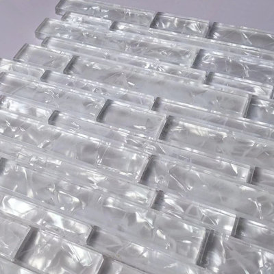 Irregular Linear Strip Crystal Mosaic Tiles Non Slip For Living Room / Hotel
