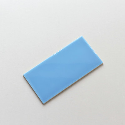 Water Proof Gloss Bathroom Ceramic Wall Tile 10 x 30 Straight Beveled Edge Type