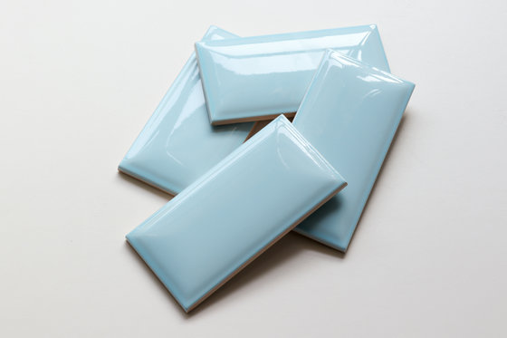 Home Decor Glazed Skyblue Subway Wall Tile 7.5x15cm With Bread Shape