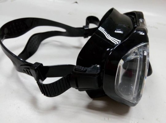 Professional Adult Silicone Low Volume Free Diving Mask with Four Window