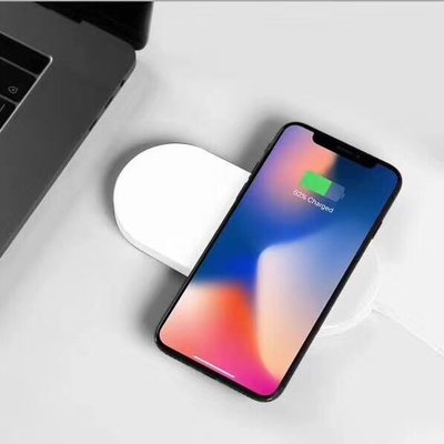 New arrivals 2018 dual wireless charger pad for mobile phone and Apple Watch supplier