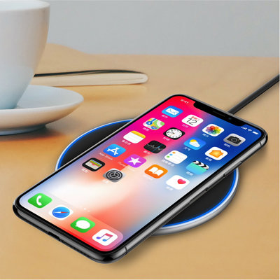 10W WIRELESS CHARGER PAD Ultra Slim Aluminum Fast Qi Wireless Charger Pad compatible woth 7.5W 5W supplier