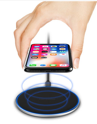 10W WIRELESS CHARGER PAD Ultra Slim Aluminum Fast Qi Wireless Charger Pad compatible woth 7.5W 5W supplier