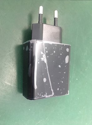 24W EU PD TRAVEL CHARGER TYPE-C 28W FAST CHRGER for Macbook compatible with HUAWEI QUICK CHARGE QC3.0/QC2.0 supplier