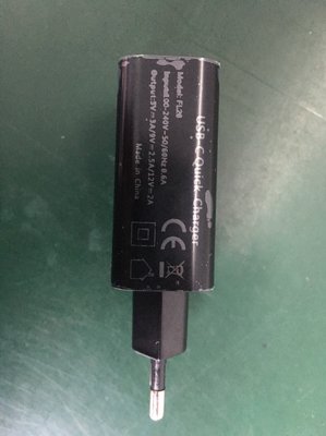 24W EU PD TRAVEL CHARGER TYPE-C 28W FAST CHRGER for Macbook compatible with HUAWEI QUICK CHARGE QC3.0/QC2.0 supplier