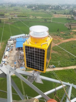 GSM Monopole Transmission Tower Photocell Flash Solar Power gps Medium Intensity single solar aviation obstruction light