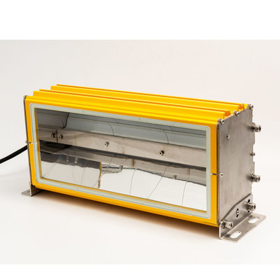 White flashing 40fpm FAA L856 icao high intensity aviation obstruction light type A for building