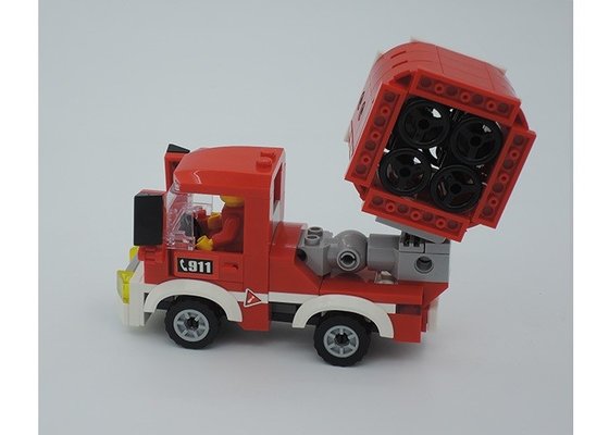 Children's Toys Building Bricks Mini Fire Fighting Vehicle 3 Deformation 154Pcs supplier