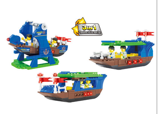 Plastic Children's Construction Building Blocks Toy Movable Pirate Ship supplier