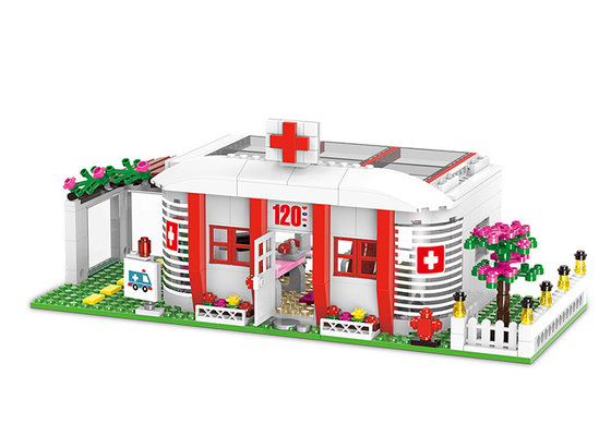 DIY School Villa Hospital Plastic Building Blocks For Kids Toys 100% Non - Toxic supplier