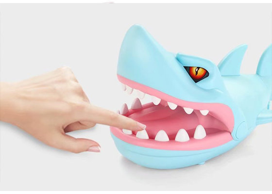 10.3 " Crazy Shark Biting Games Educational Children's Play Toys W / Sound Light Age 3 supplier