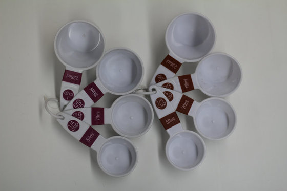 White Measuring Cup Set , Kitchen Products With Soft Touch Handle