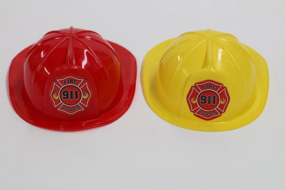 Masques en plastique d'enfants mignons oranges, casques durables d'outil d'exploitation