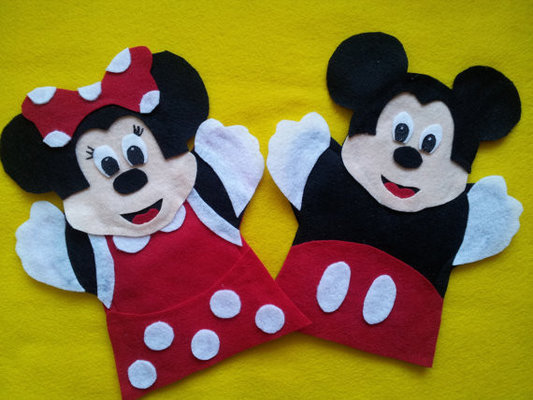 Marionnettes de doigt de peluche de Mickey Mouse Minnie Mouse senties pour des cadeaux de promotion