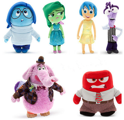Les jouets câlins de magasin mou de Disney joue de grandes poupées de chiffon avec la broderie