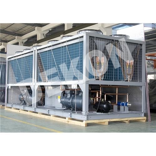 Air cooled chiller screw type 200TR with heat pump (CMA200DN)