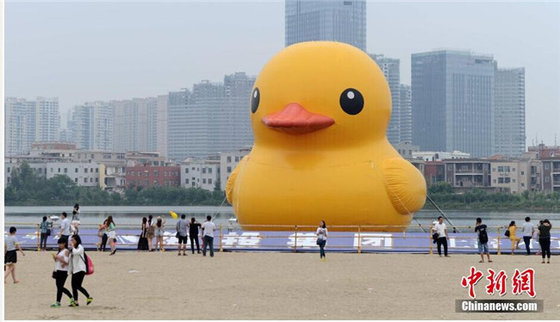 Giant Yellow Duck Inflatable Advertising Products For Advertising
